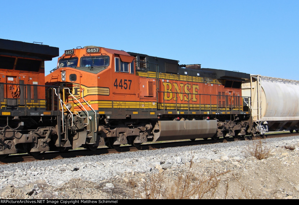 BNSF 4457